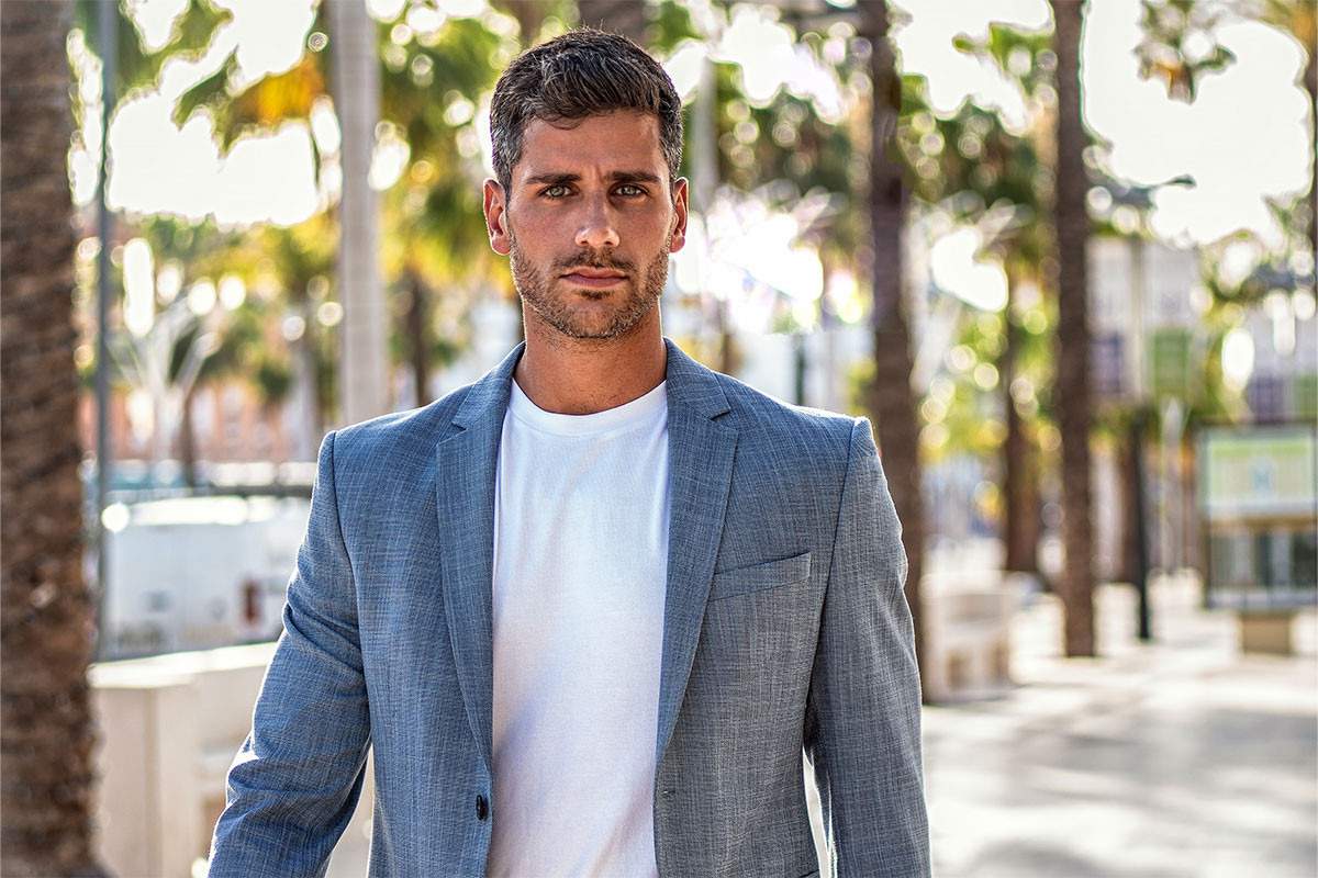 Tech Neck Treatment in Los Angeles | Dr. David Isaacs